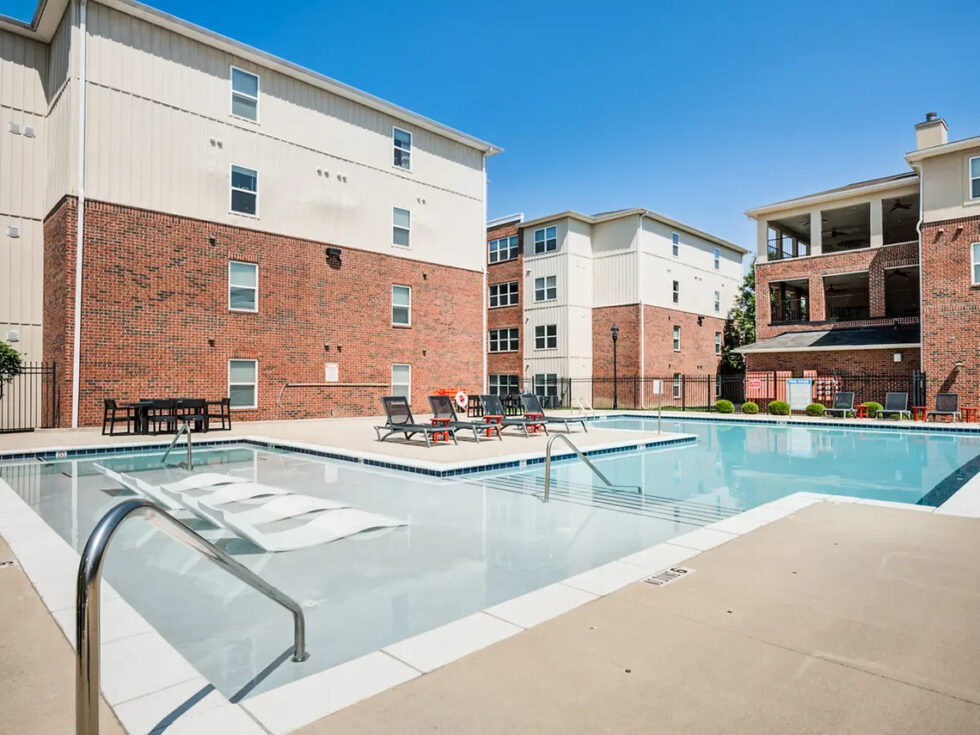 Ball State University Student Housing - Varsity House Apartments