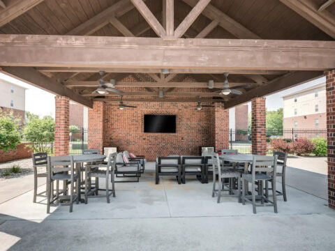 Ball State University Student Housing - Varsity House Apartments