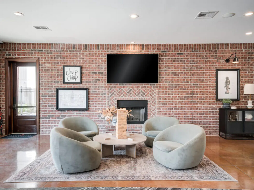 Ball State University Student Housing - Varsity House Apartments
